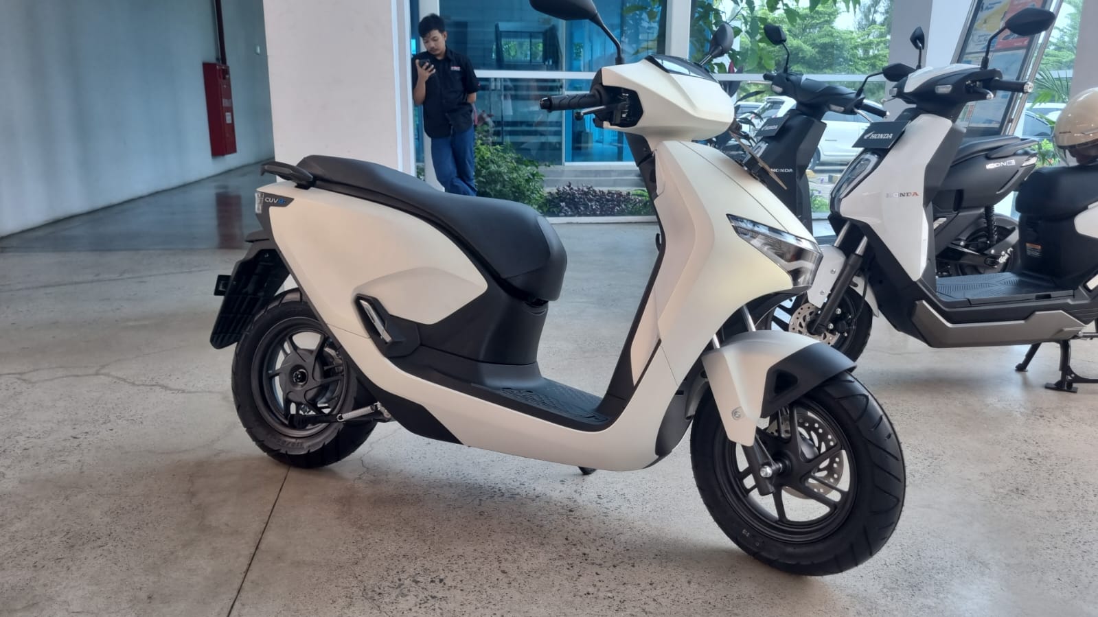 Harga Resmi Honda ICON e: dan Honda CUV e: . . . Mulai 28 Juta ...