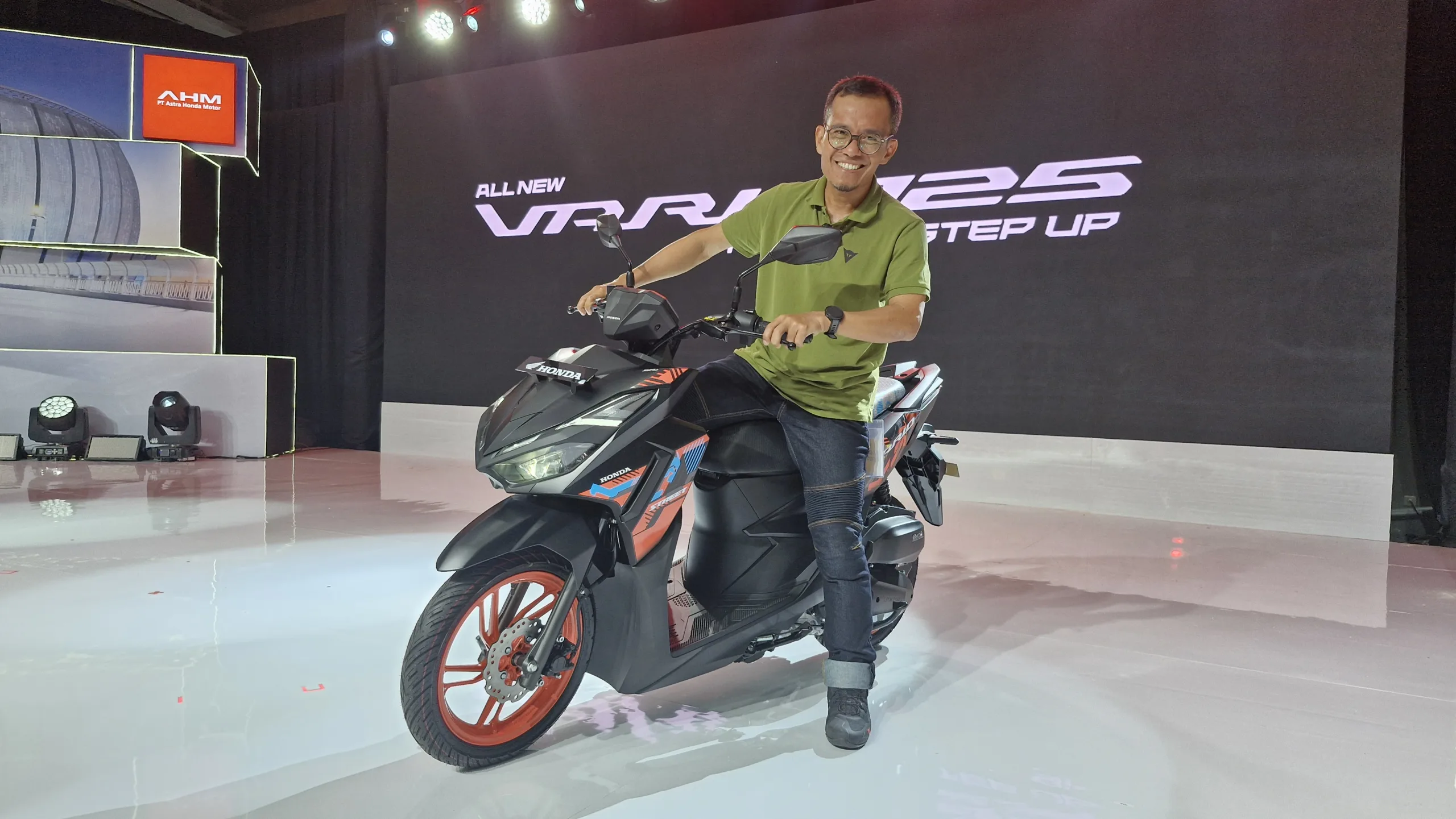 AHM Resmi Rilis All New Honda Vario 125 . . Ada Versi Street-nya ...