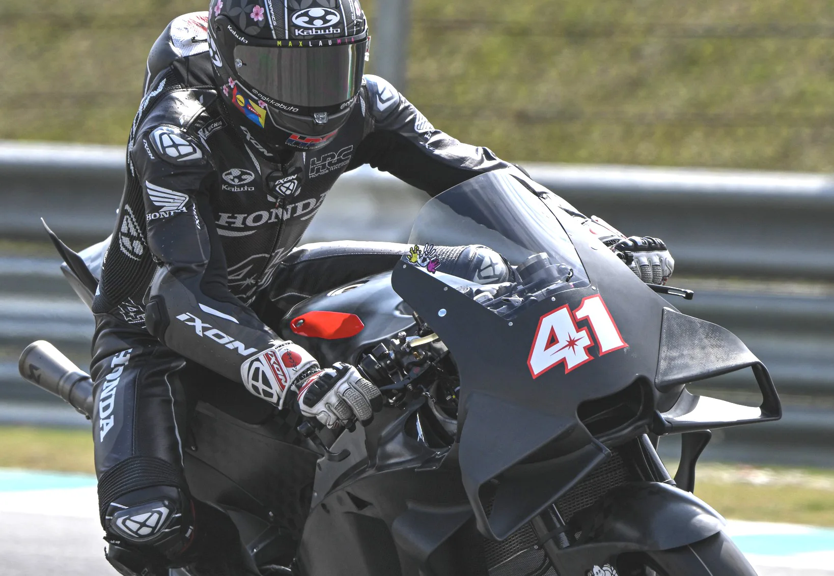 Aleix Espargaro tercepat Shakedown Test MotoGP 2026 Hari pertama ...