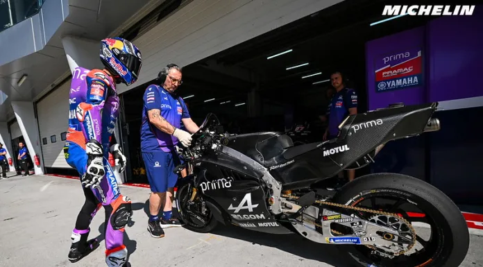 Yamaha Hentikan Aktifitas di Hari ke-2 Tes Sepang MotoGP 2026 - TMCBlog.com